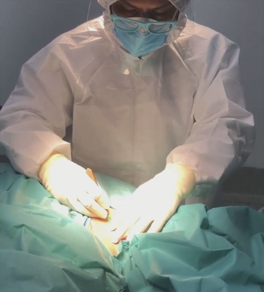 “TRAQUEOSTOMÍA PERCUTANEA (TQT) EN COVID”RÁPIDA, PRECISA, SEGURA ...