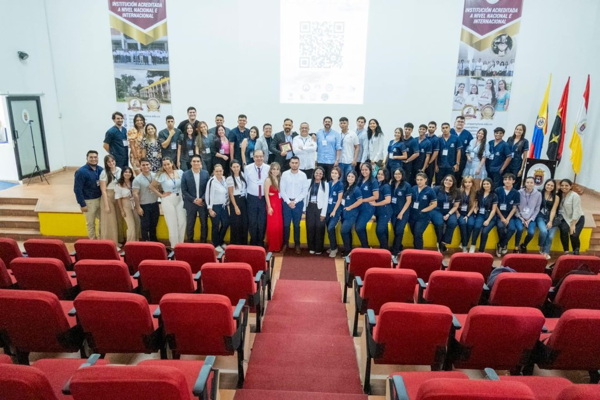 ¡Qué emocionante saber que el segundo simposio de enfermedades respiratorias fue todo un éxito ...